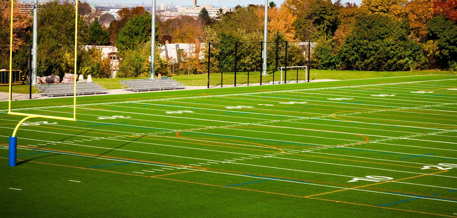 Construction de Terrains de Football Américain - Integral Spor